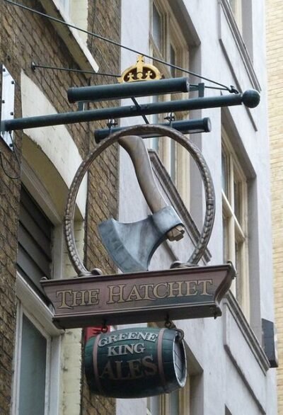 25 of The Best Traditional Hanging Pub-Signs